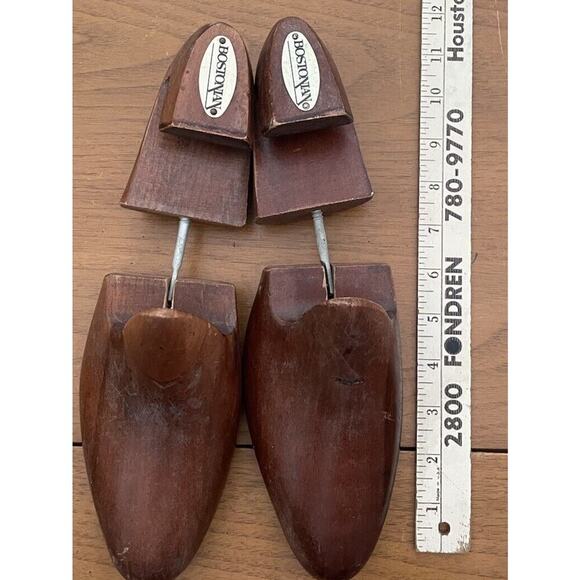 Bostonian | Accessories | Vintage Bostonian 1 Inch Wooden Shoe Trees ...
